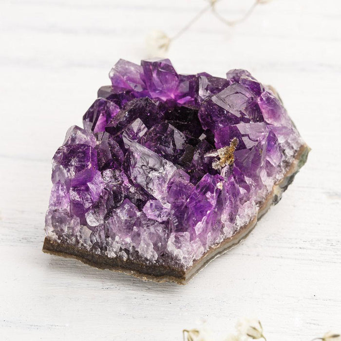 Amethyst Purple Stone Meaning: Healing Properties & Uses – MindfulSouls